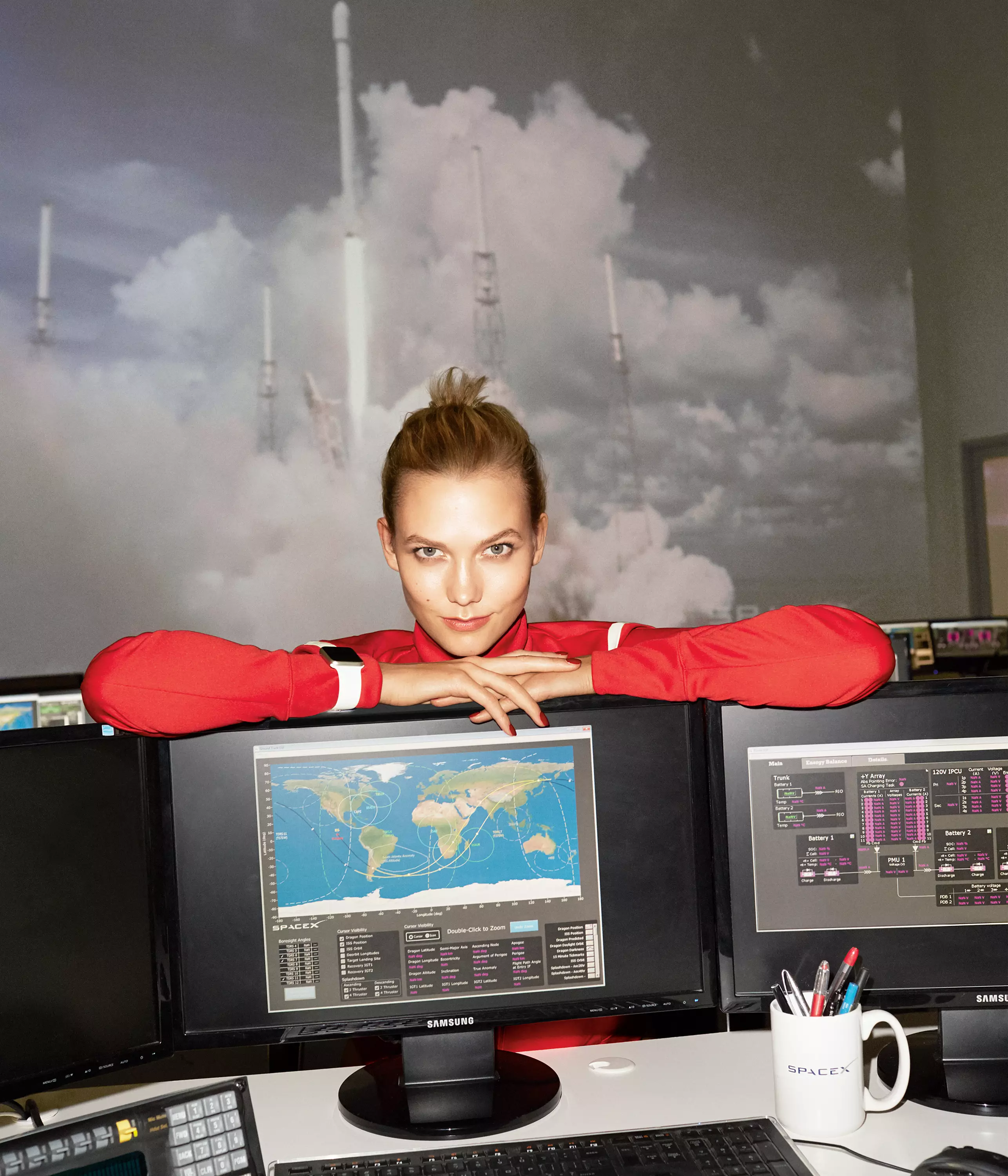 Karlie Kloss’Out of this World Cover forWSJ。 69547_6