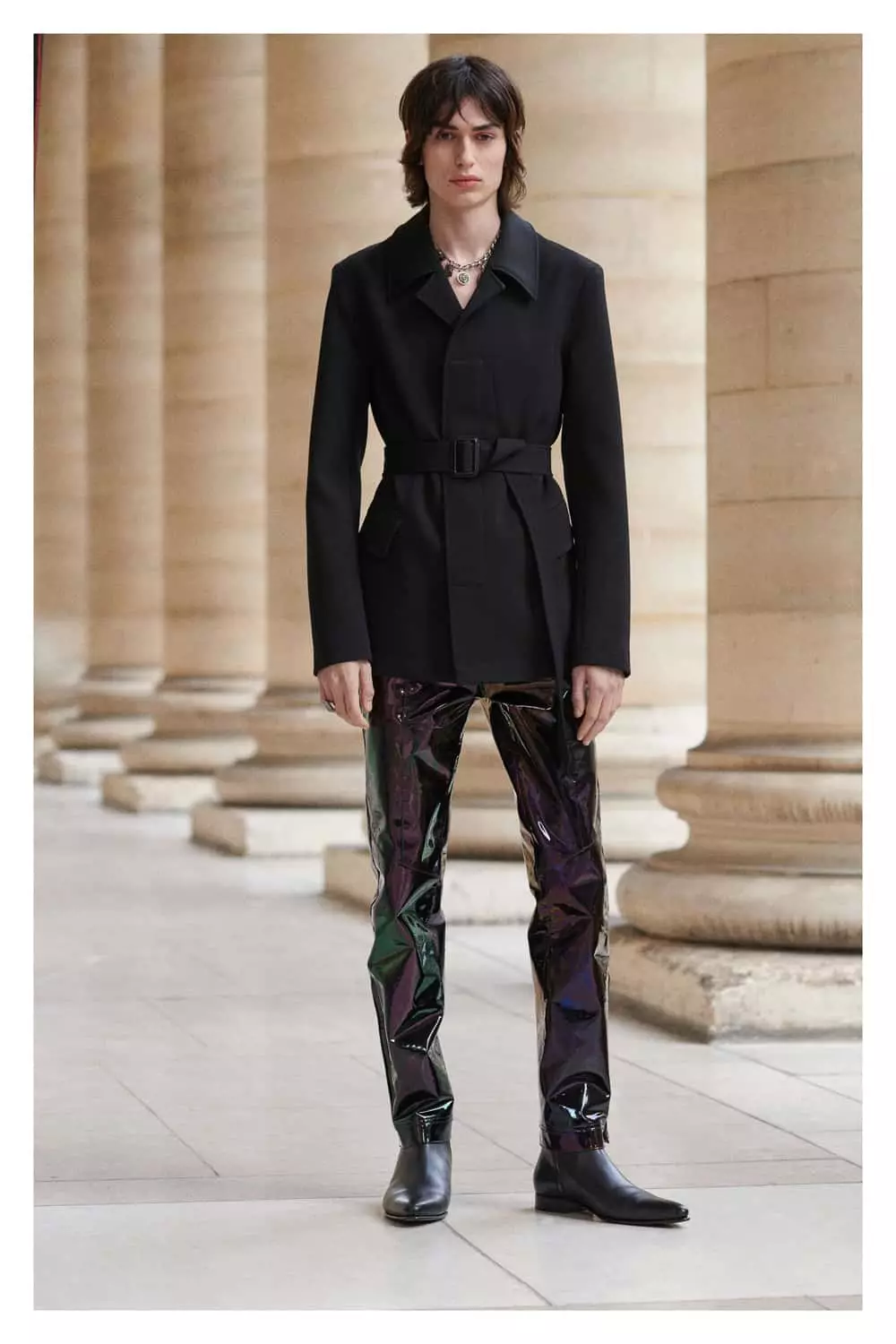 Saks Fifth Avenue se Dior Exclusive, Britse Vogue se New Hire 7015_5