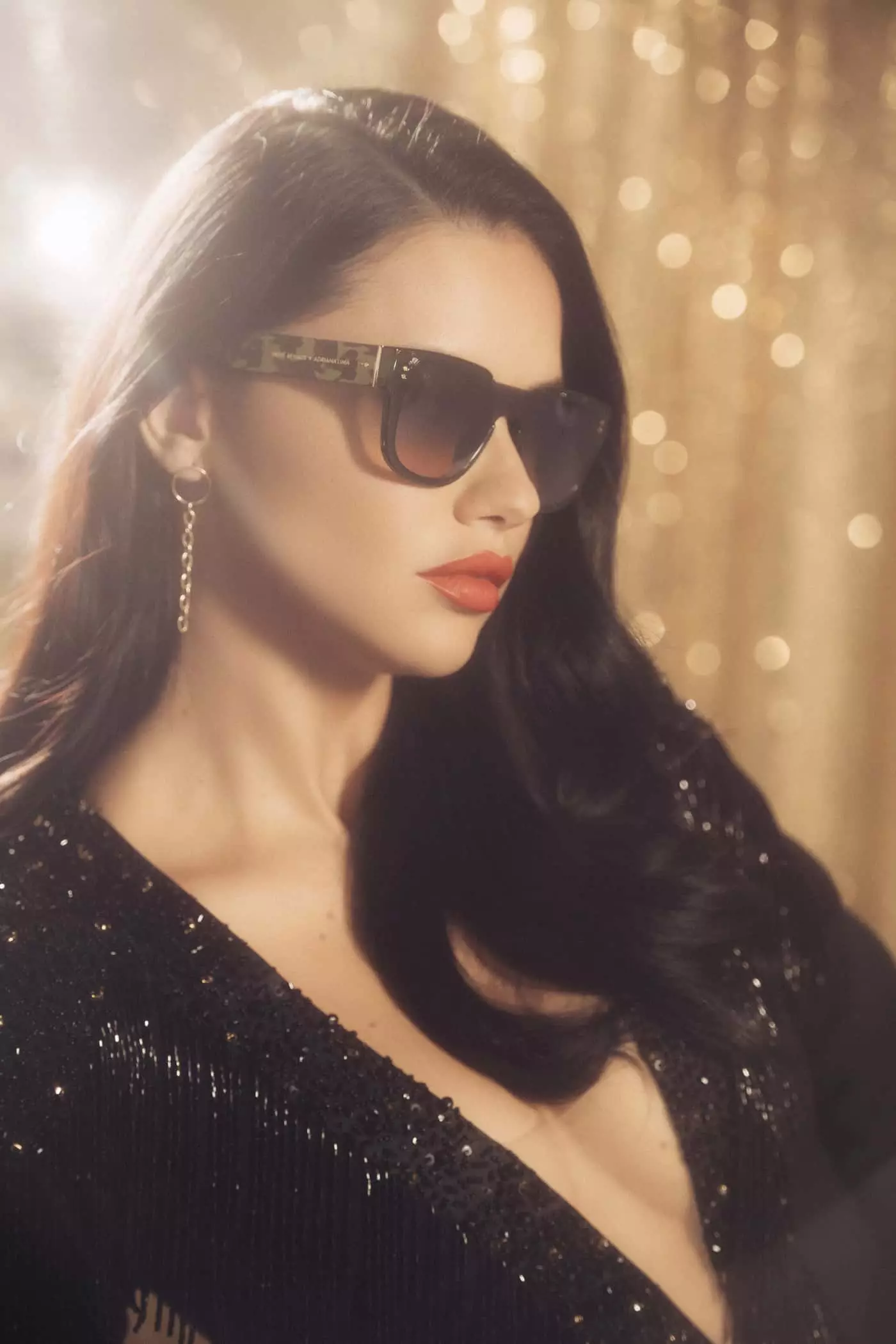 Adriana Lima's Future's So Bright ، وعليها ارتداء الظلال (وتصميمها!) 7129_13