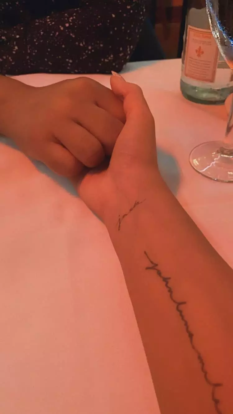 Chrissy Teigen și John Legend își fac tatuaje potrivite pentru a onora copilul Jack 7144_4