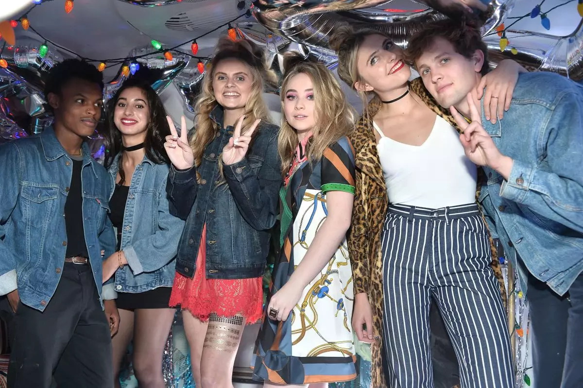 Teen Vogue святкує молодий голлівудський випуск у Малібу 73612_2