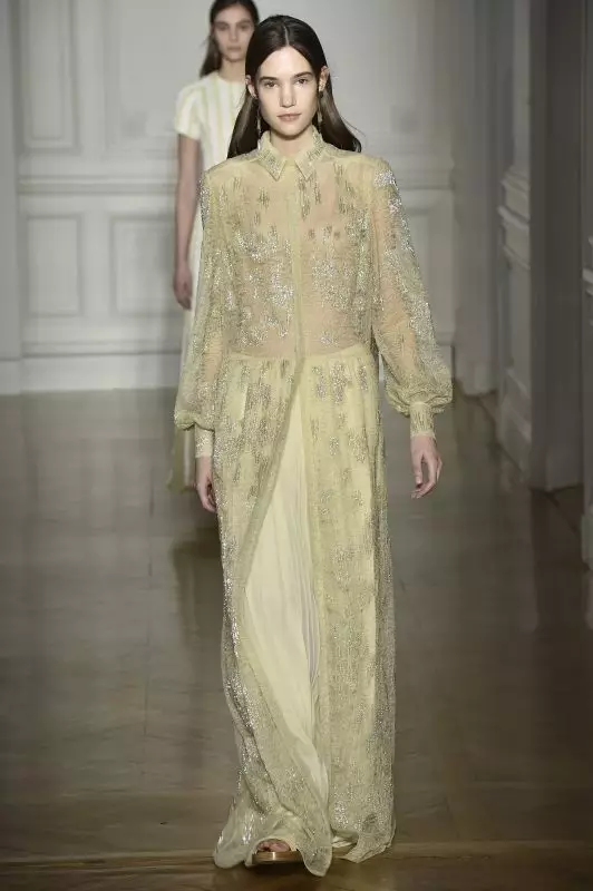 Subtil élégance chez Valentino Haute Couture Printemps 2017 74076_24