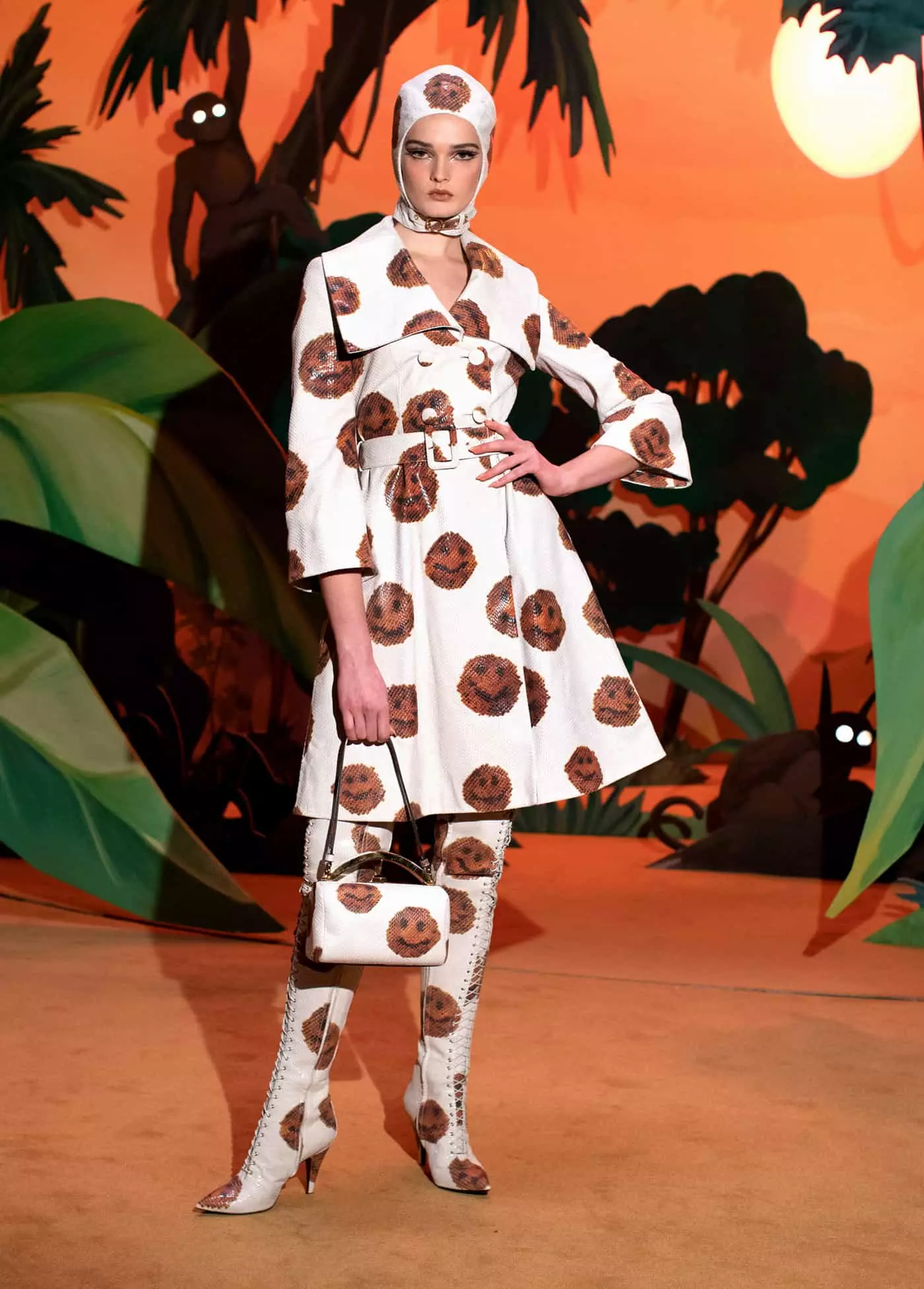 Jeremy Scott Yayi Gudu Da Daji Tare Da Nassoshinsa Don Faɗuwar Moschino '21 7432_32