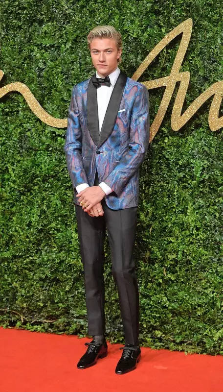 British Fashion Awards: J.W. Anderson, Karl Lagerfeld, Stella McCartney får topp utmerkelser 7473_22