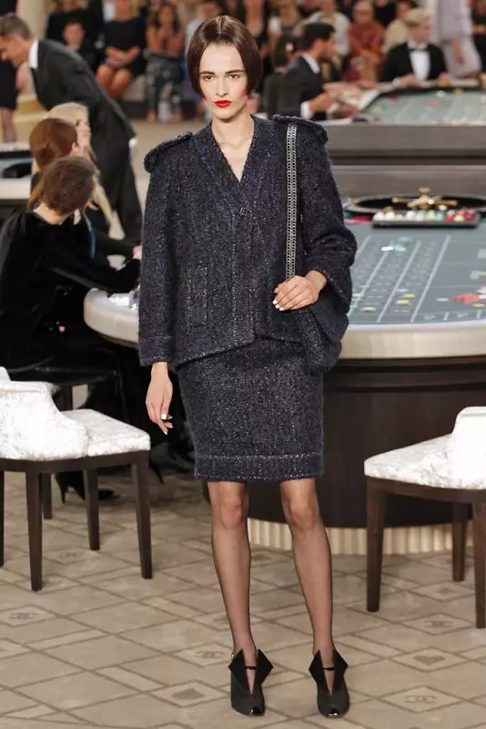 2015 жылдың күзі Chanel жоғары сән үлгісі 7474_18