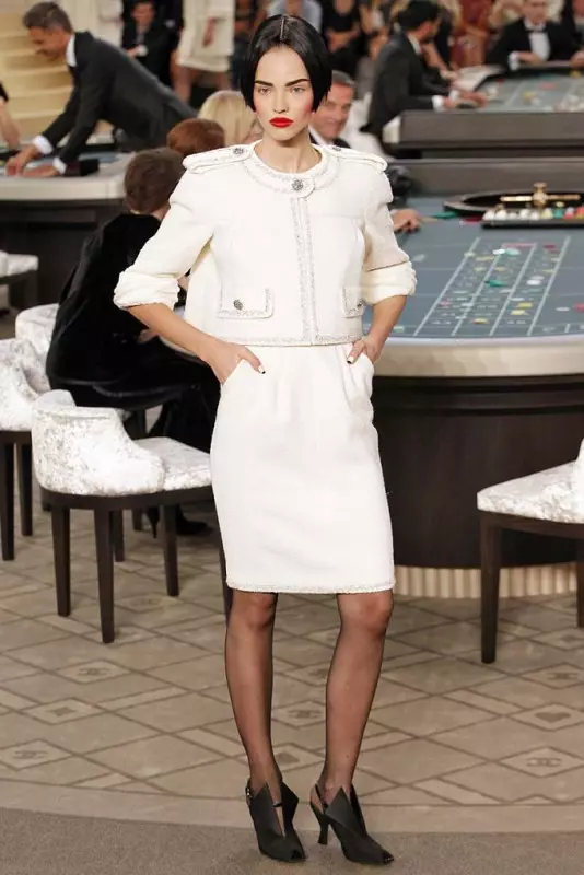Chanel Haute Couture Fall 2015 7474_27