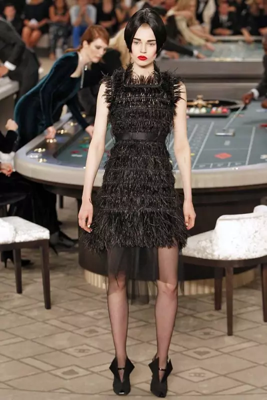 Chanel Haute Couture រដូវស្លឹកឈើជ្រុះឆ្នាំ 2015 7474_45