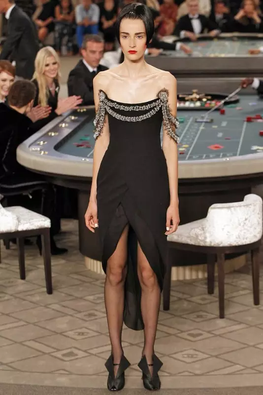 2015 жылдың күзі Chanel жоғары сән үлгісі 7474_62