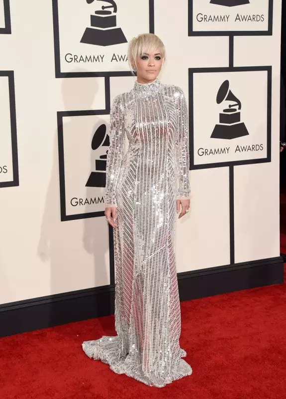 Sfarzo e glam sul tappeto rosso dei Grammy 2015 75177_15