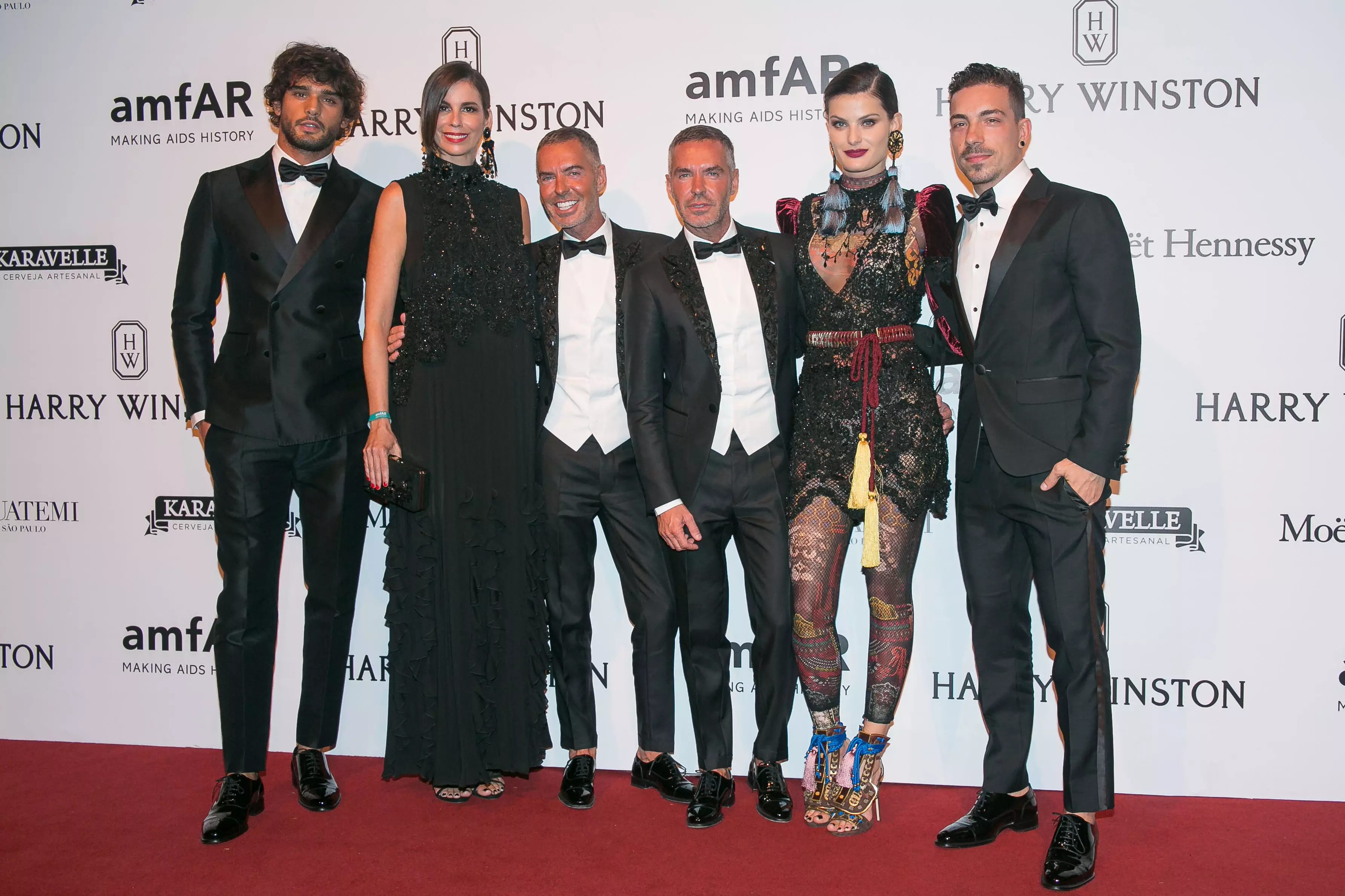 amFAR heiðrar Kate Moss og deildarforseta DSQUARED2 og Dan Caten í São Paolo