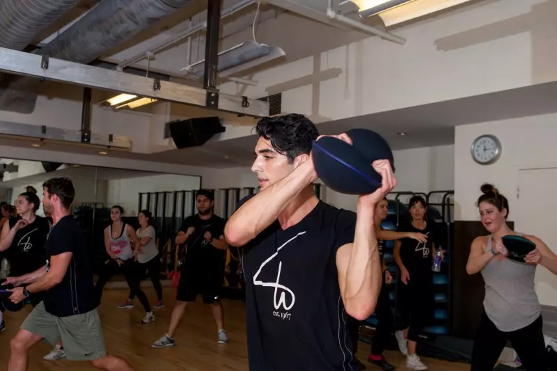 Вильгельмина модельдері және The Daily Take Over Equinox West Hollywood 76961_3