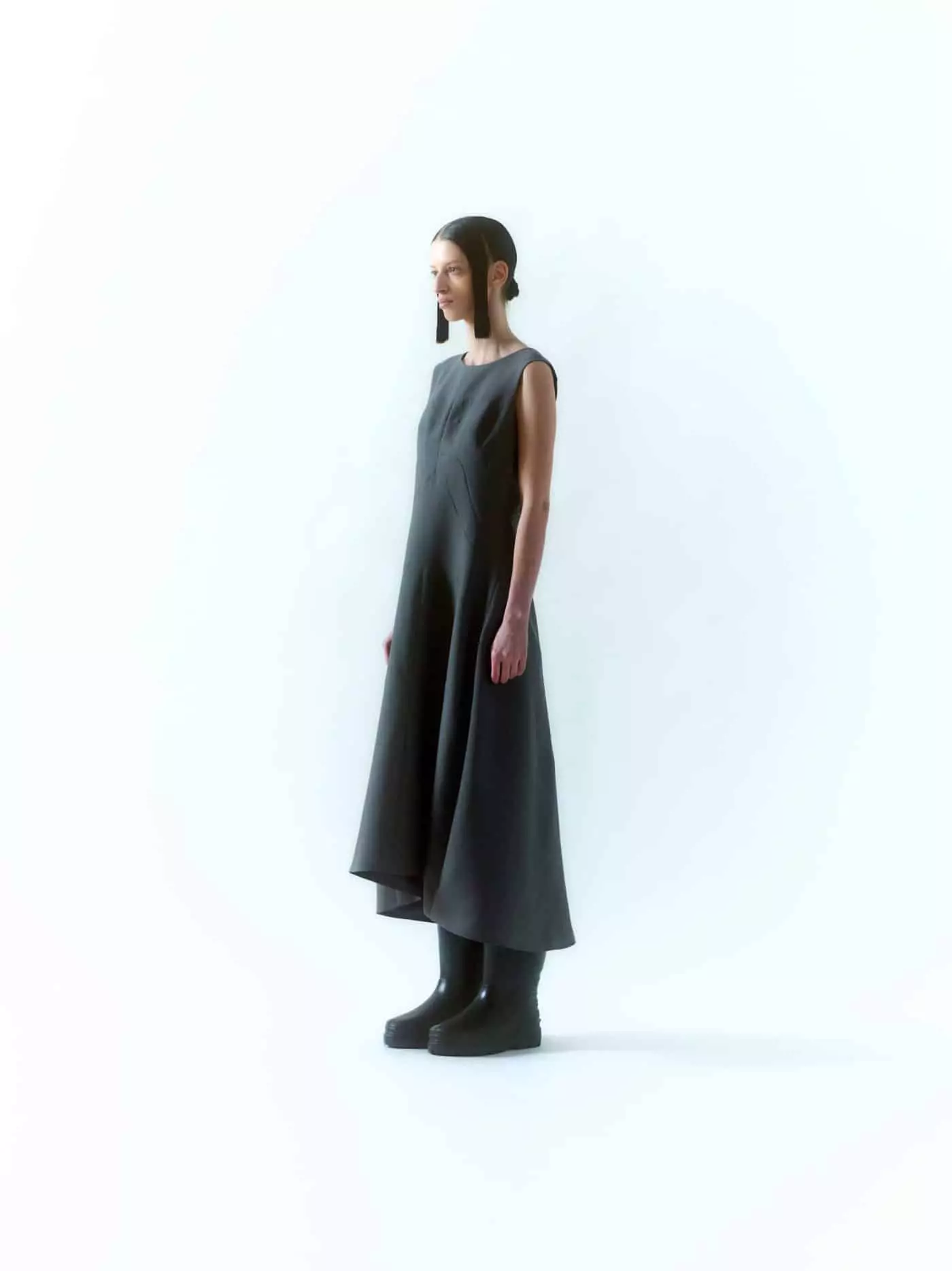 Temui Bilik Pameran Designers Of The Selects: Minimalisme WNDERKAMMER Dan Fantasi Lunar Hankim 7736_9