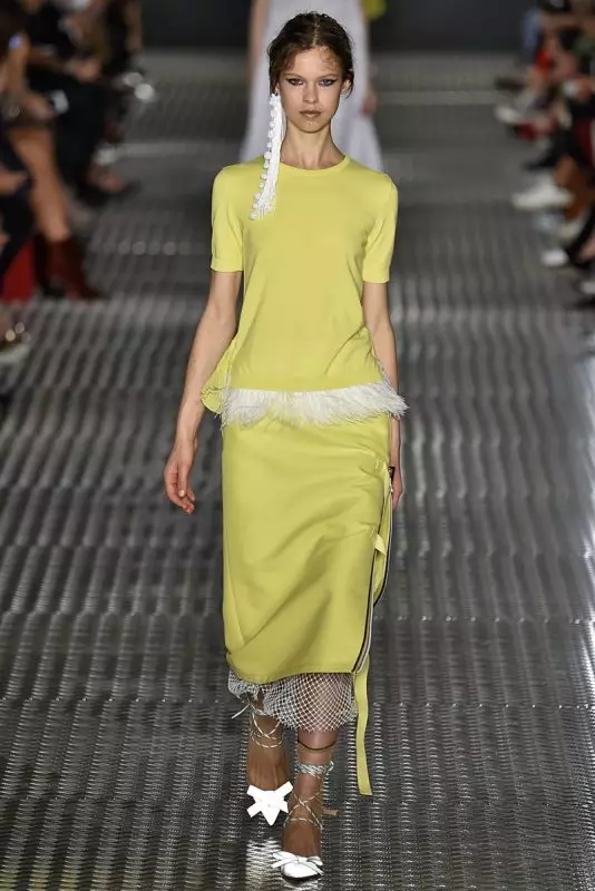 Milano Moda Haftası: Fendi, Alberta Ferretti, Roberto Cavalli ve Daha Fazlası 78487_27
