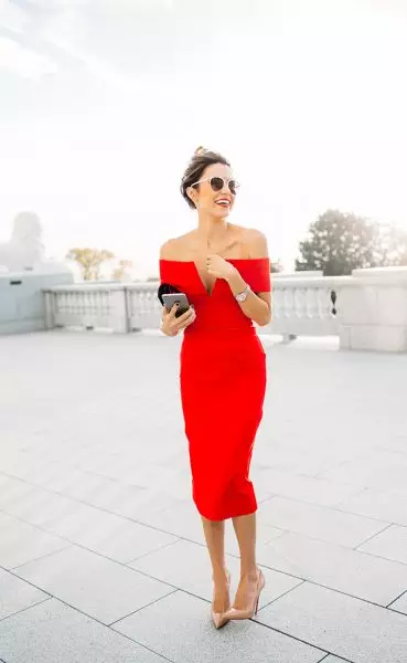 vestido de ombreiro vermello