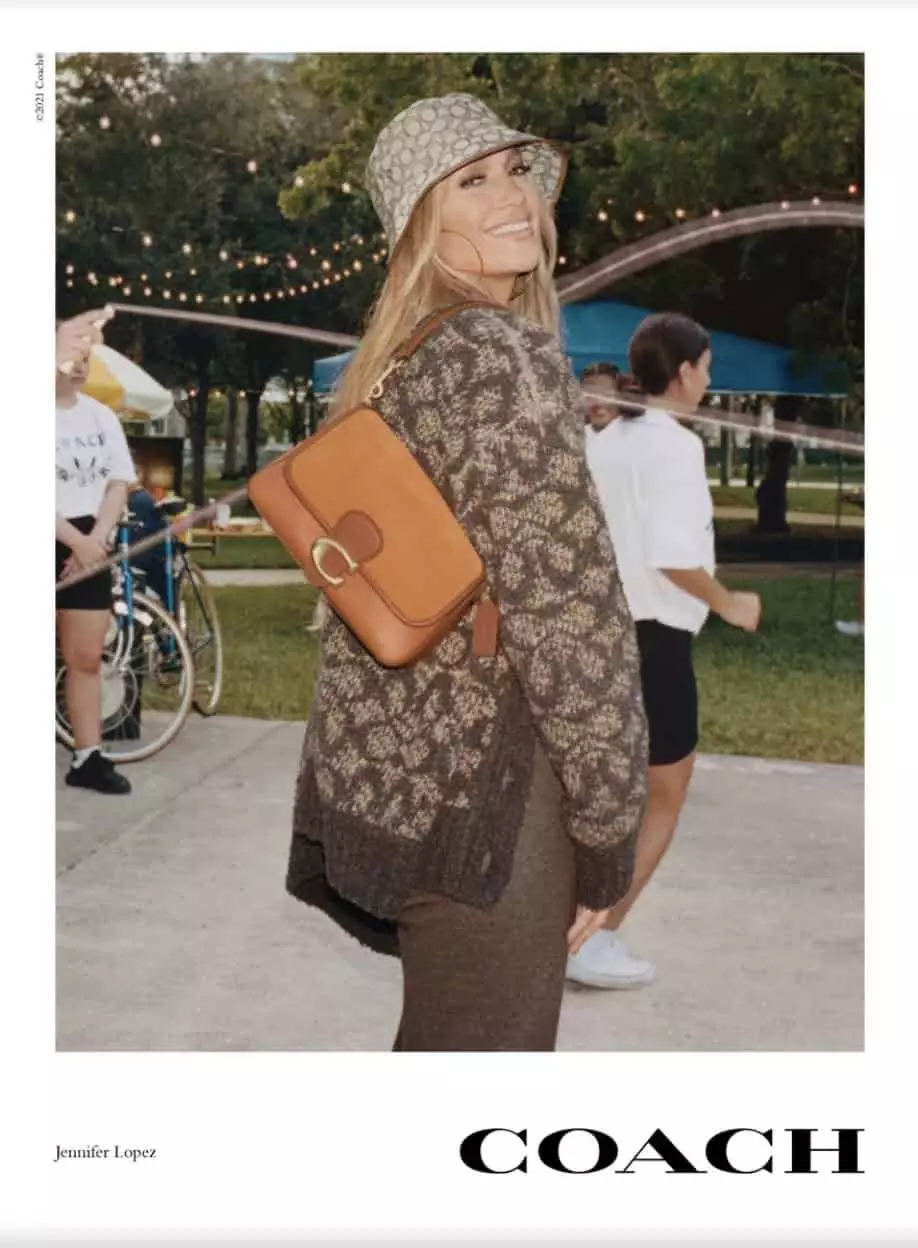 Știri zilnice: Paris Hilton confirmă că nu este însărcinată... „Încă!”... Noul director de design al Theory, Debacle de chirie a lui Condé Nast, J.Lo uimește în campania de toamnă a antrenorului și multe altele! 815_3