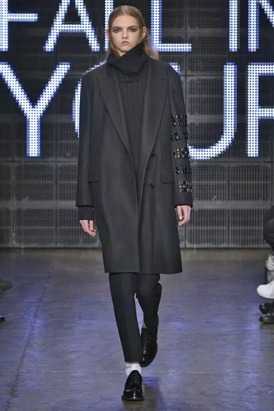 DKNY ফল 2015 81888_36