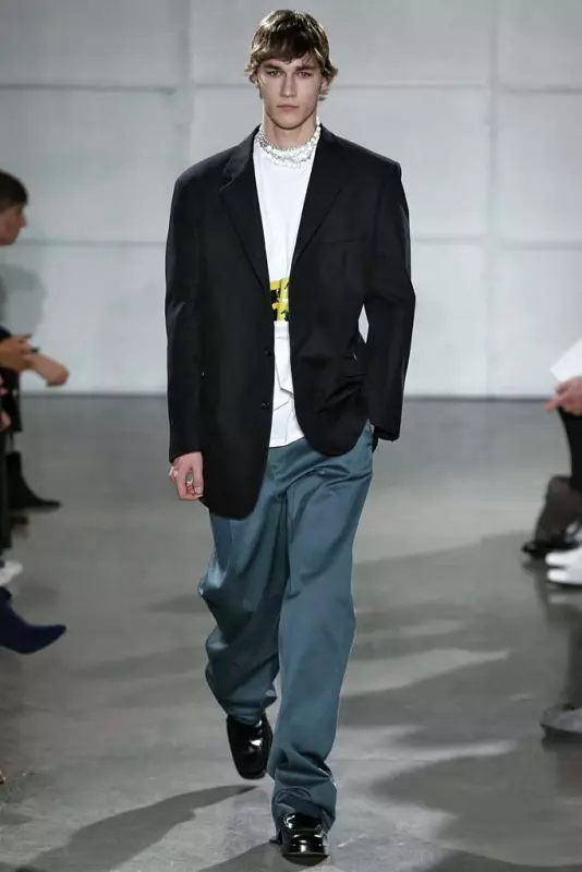 NYFWM: Ode e Raf Simons në Nju Jork për vjeshtën 2017 82266_28