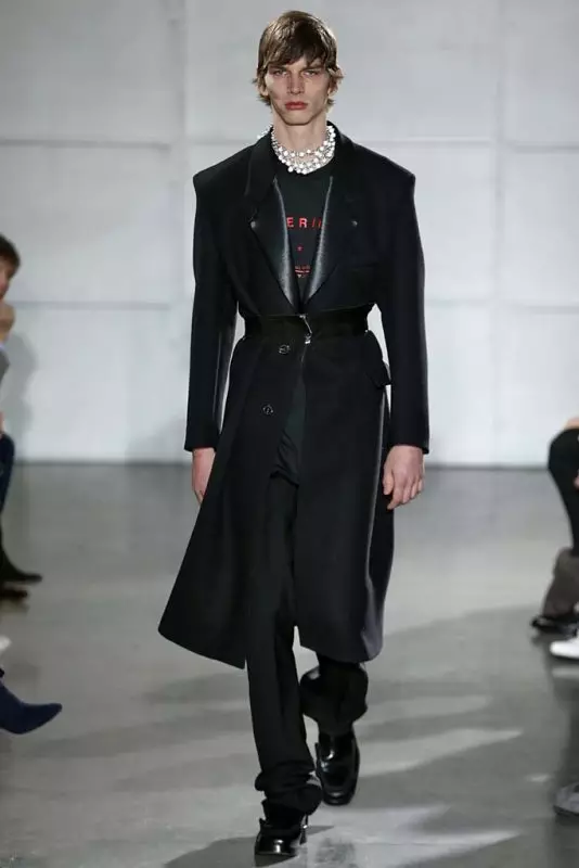 NYFWM: Odo de Raf Simons al Novjorko por Aŭtuno 2017 82266_41