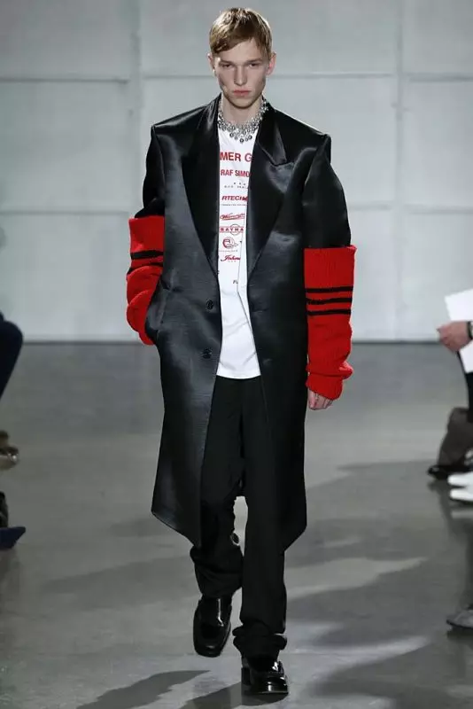 NYFWM: Odo de Raf Simons al Novjorko por Aŭtuno 2017 82266_5