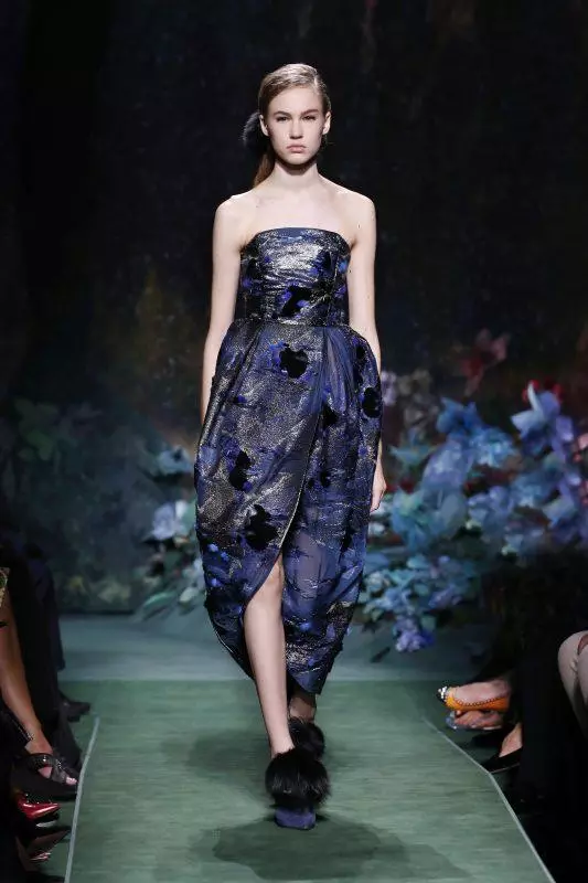 Fendi Blossoms በ Haute Couture 84825_14