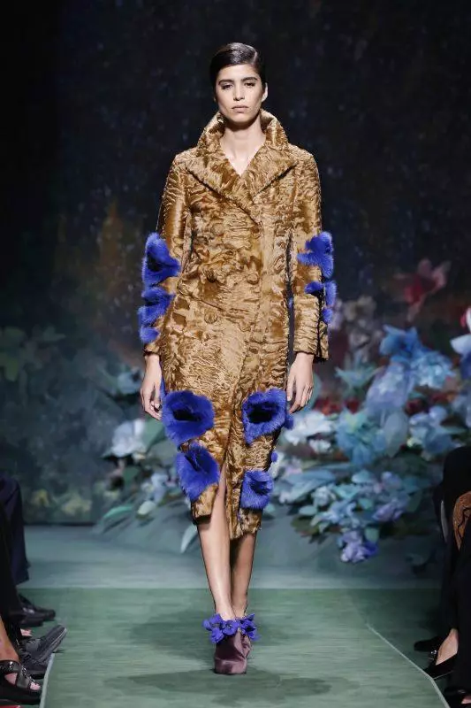 Fendi Blossoms на выставке Haute Couture 84825_3