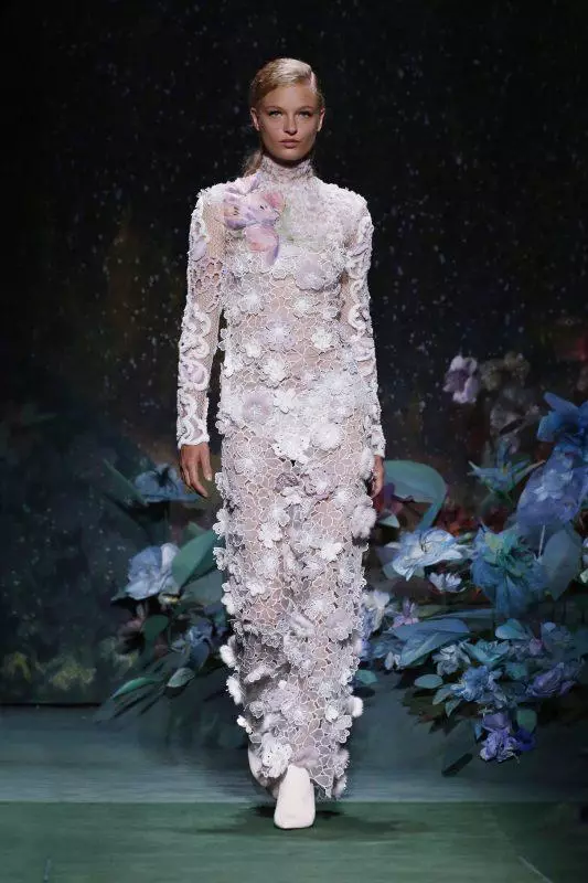 Fendi Blossoms në Haute Couture 84825_41