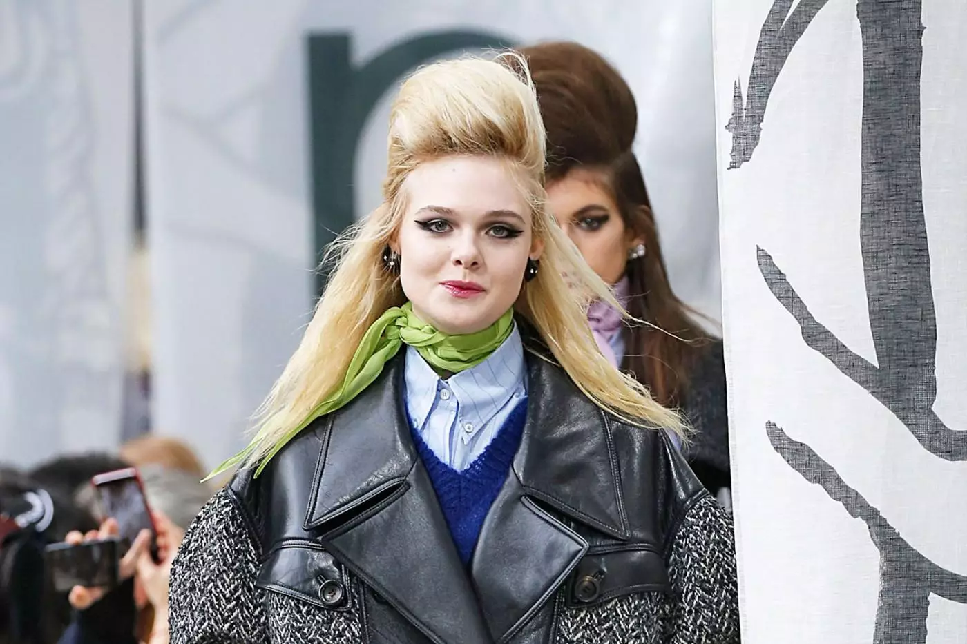 Elle Fanning práve otvorila (a zatvorila) Miu Miu Show