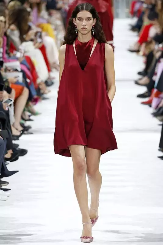 Roundup Akhir Pekan: Pekan Mode Paris Terbaik 85040_31