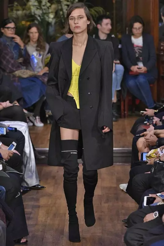 Vetements көктемі 2016: Париж сән апталығында ең көп айтылған бренд 89100_3