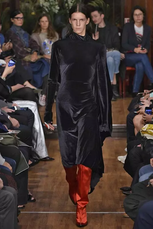 Ветементлар язы 2016: Париж мода атнасында бренд турында иң күп сөйләнгәннәр 89100_32