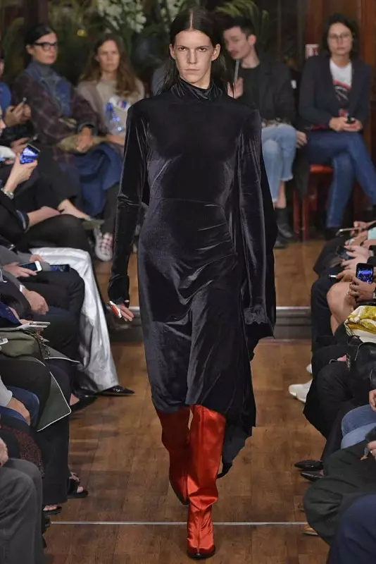 Vetements Bihar 2016: Di Hefteya Moda ya Parîsê de Marqaya ku herî zêde tê axaftin 89100_32