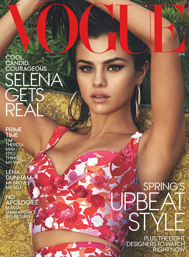 Selena Gomez Yn Gwneud Ei Debut Vogue Americanaidd 89438_2