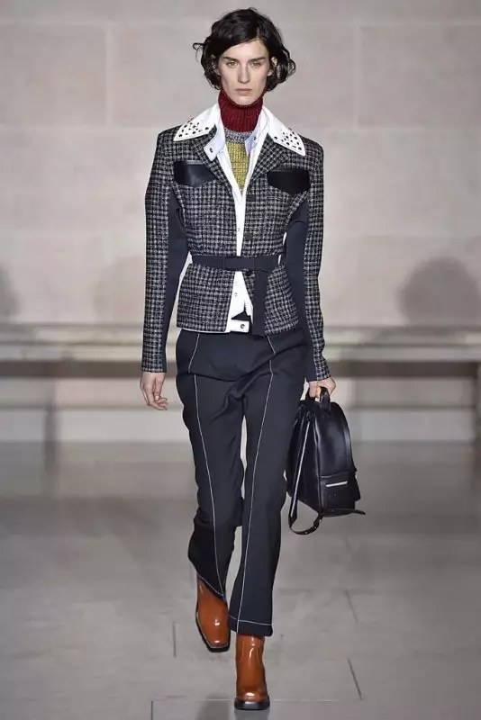 Louis Vuitton schließt Paris Fashion Week im Louvre 89439_14
