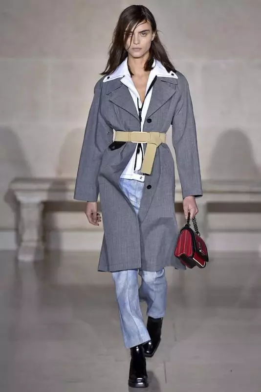 Louis Vuitton Menutup Minggu Fesyen Paris di Louvre 89439_20
