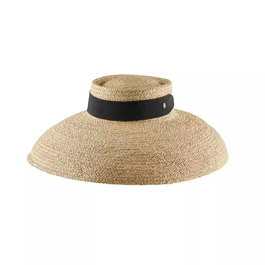 10 slnečných klobúkov, ktoré vás udržia v tieni 9043_7