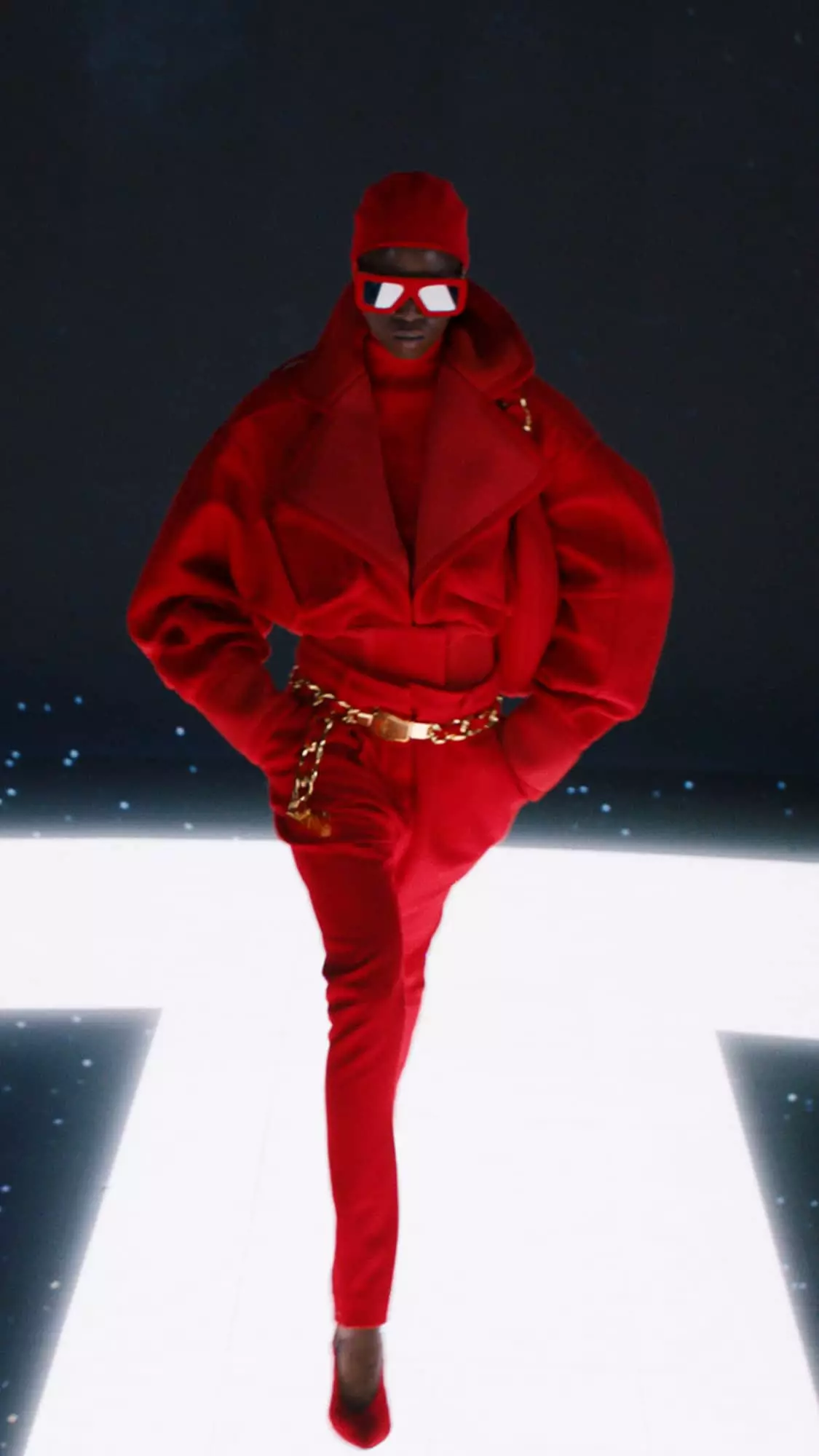 Olivier Rousteing Wat Up in the air — and out of this world!— For Balmain Fall '21 9100_59