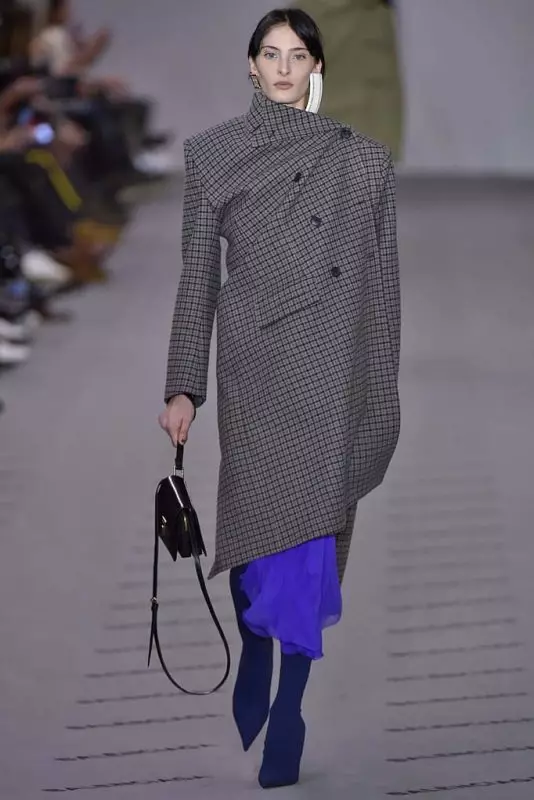 Balenciaga 2017 წლის შემოდგომა/ზამთარი 91439_7