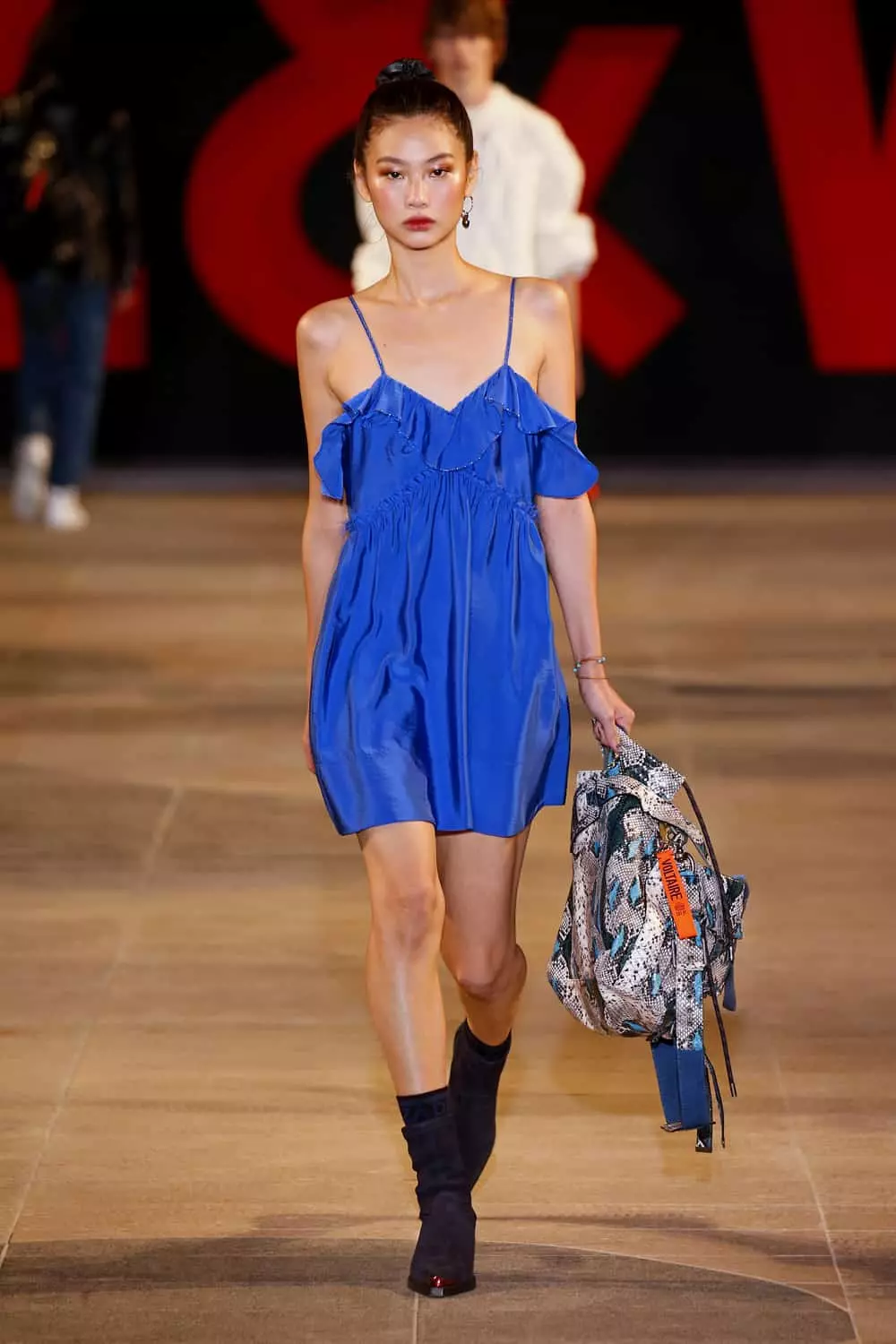 YSL Beauté Taps Kaia Gerberi uue näona, Zadig & Voltaire Rocks PFW 9315_19