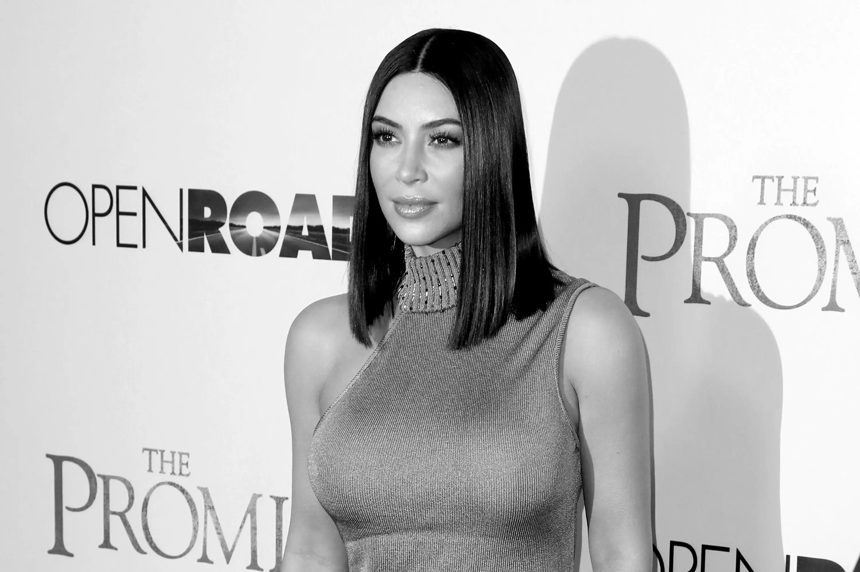 Kim Kardashian este reacţionată pentru că a postat pe Twitter despre gripa 93524_1