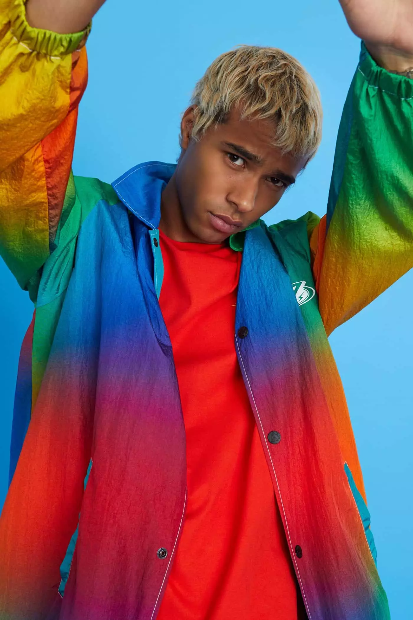 GUESS супрацоўнічае з J Balvin для капсульнай калекцыі Colores 9579_3