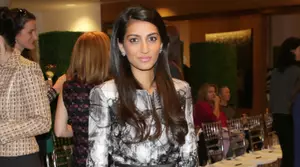 Megha Mittal van Escada inhalen op Saks Fifth Avenue