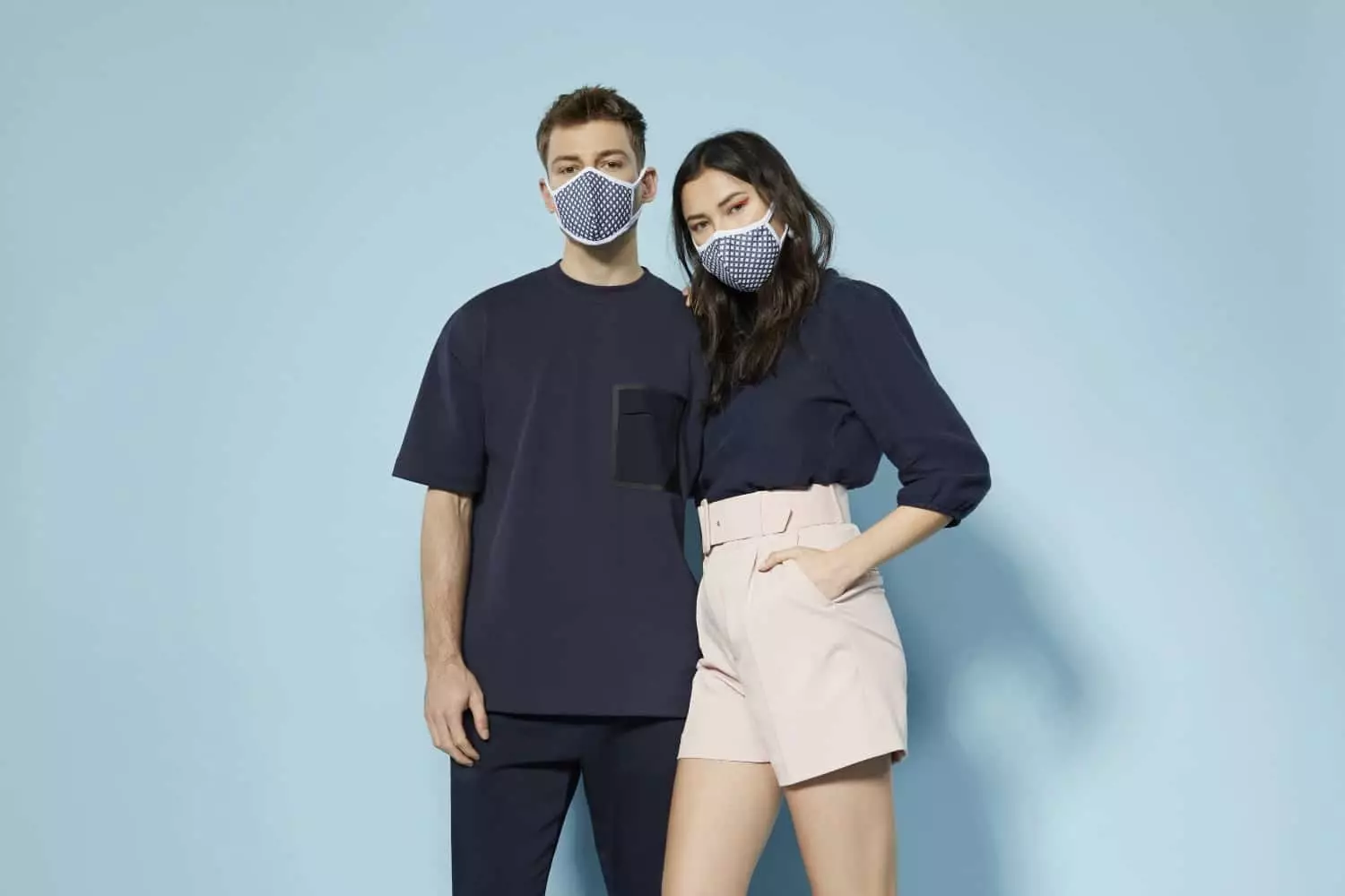 MASK UP: MEO conduce pe măsură ce măștile devin moda de zi cu zi 9754_1