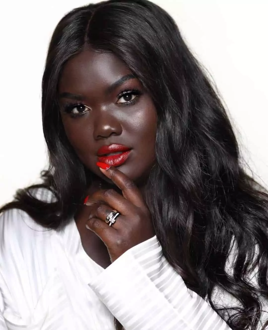 Nyma Tang despre ce încă mai greșește industria frumuseții despre pielea întunecată 9873_7